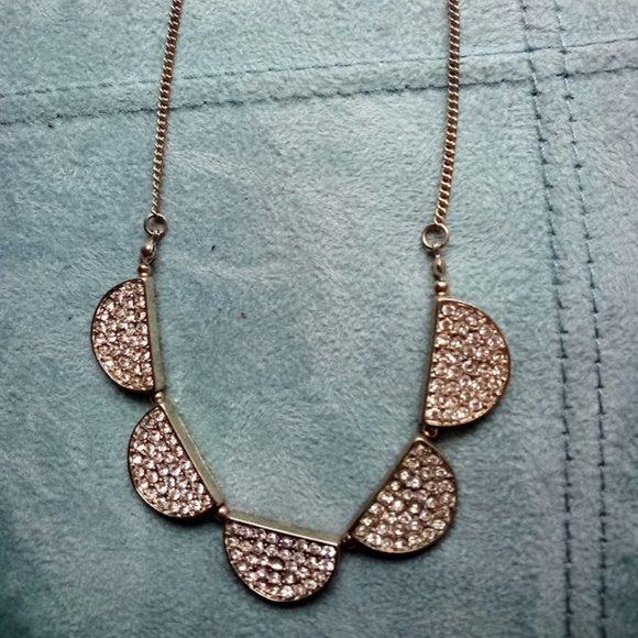 Jewelry | Simple But Pretty Necklace | Poshmark